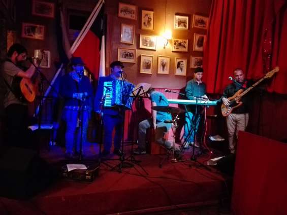 Cueca brava fiestas patrias en Santiago - Eventos | 17018